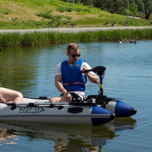 Deep Sea Electric Outboard Motor Cruise 86lbs - 369,00 EUR - Nordic ...